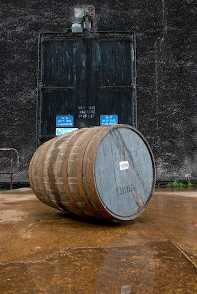 Bonhams : American Hogshead Cask from Macallan Distillery