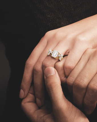 Bonhams : SCHLUMBERGER FOR TIFFANY & CO. DIAMOND 'TWO BEES' RING