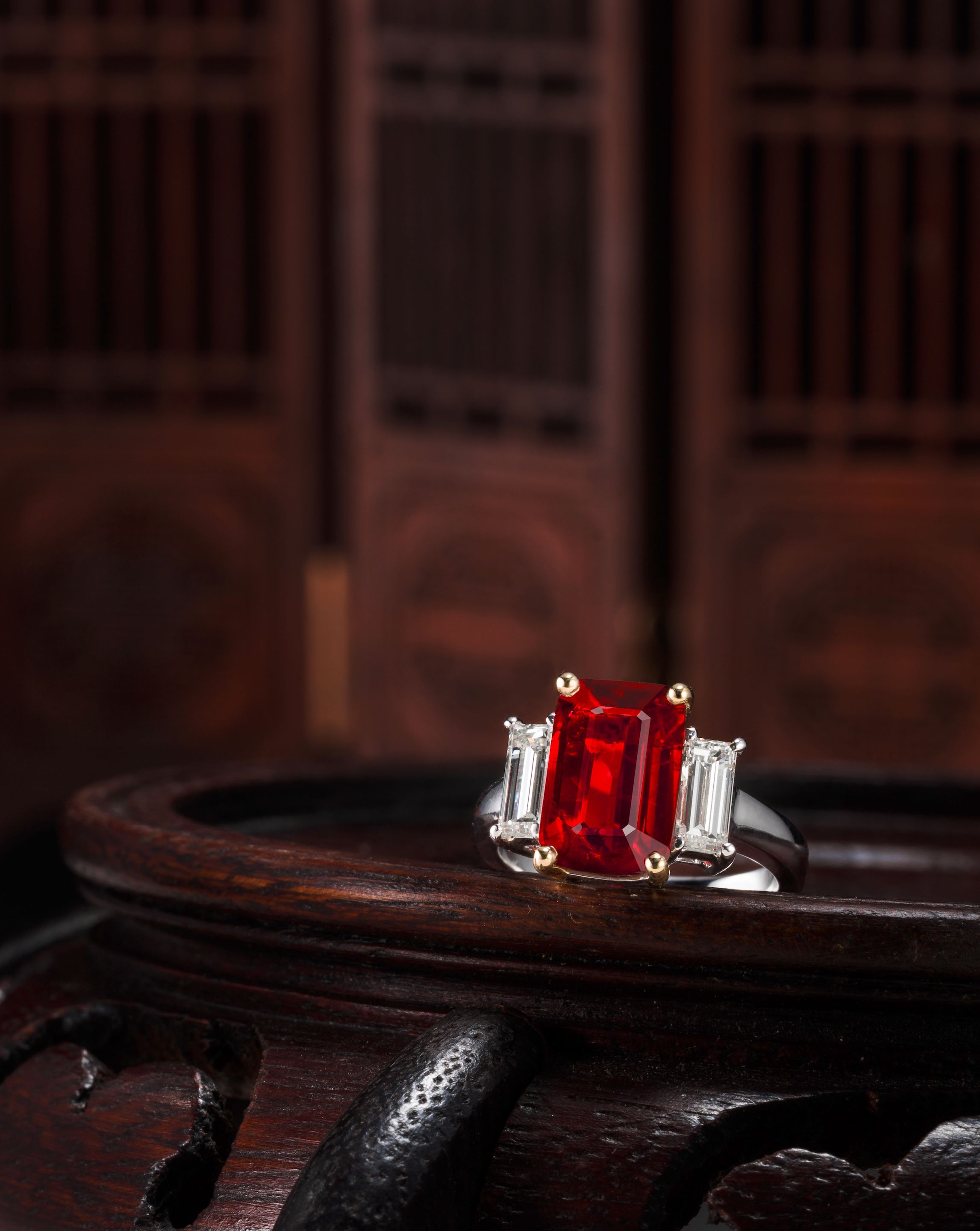 Bonhams : An Exceptional Ruby and Diamond Ring