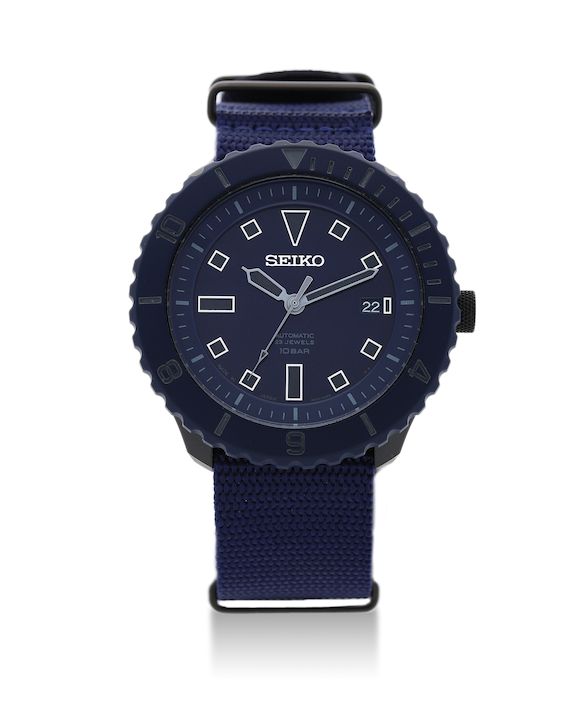 Bonhams : Seiko. A Stainless Steel Automatic Diver's Calendar ...