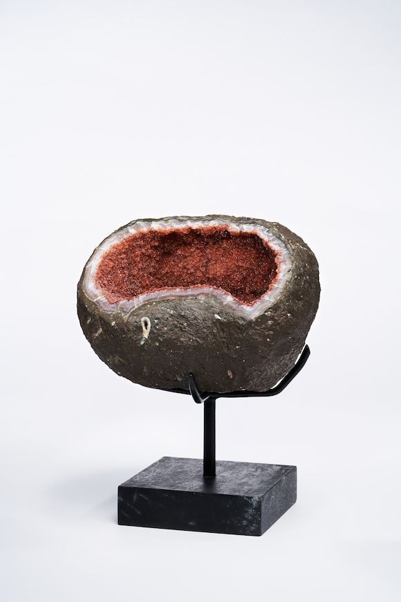 Bonhams : Rare Red Quartz Geode