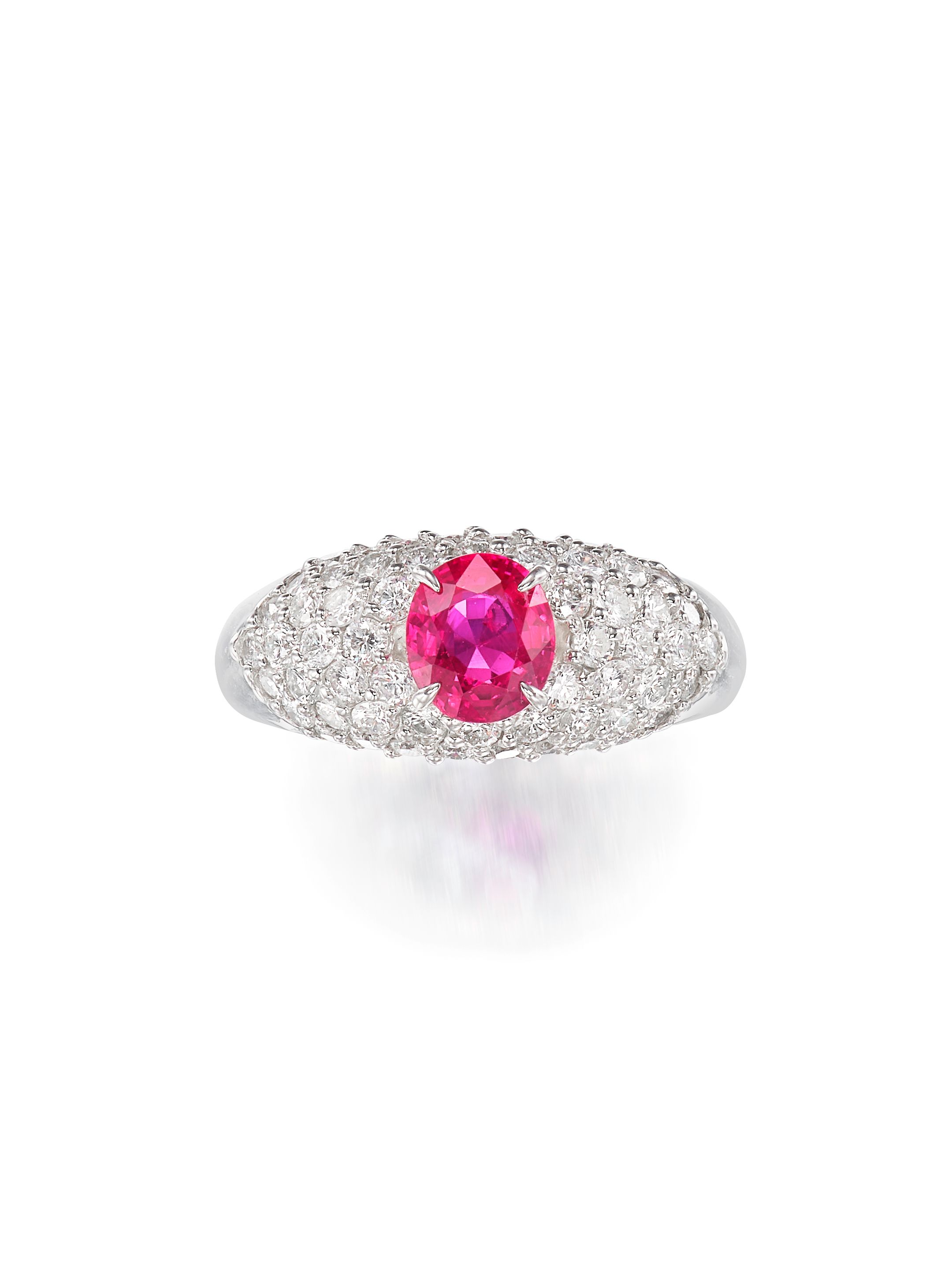 Bonhams : A RUBY AND DIAMOND RING