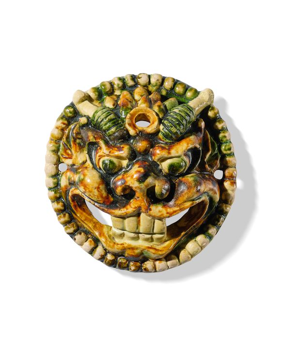 Bonhams : A SANCAI-GLAZED MOULDED AND CARVED MASK Tang Dynasty (2)