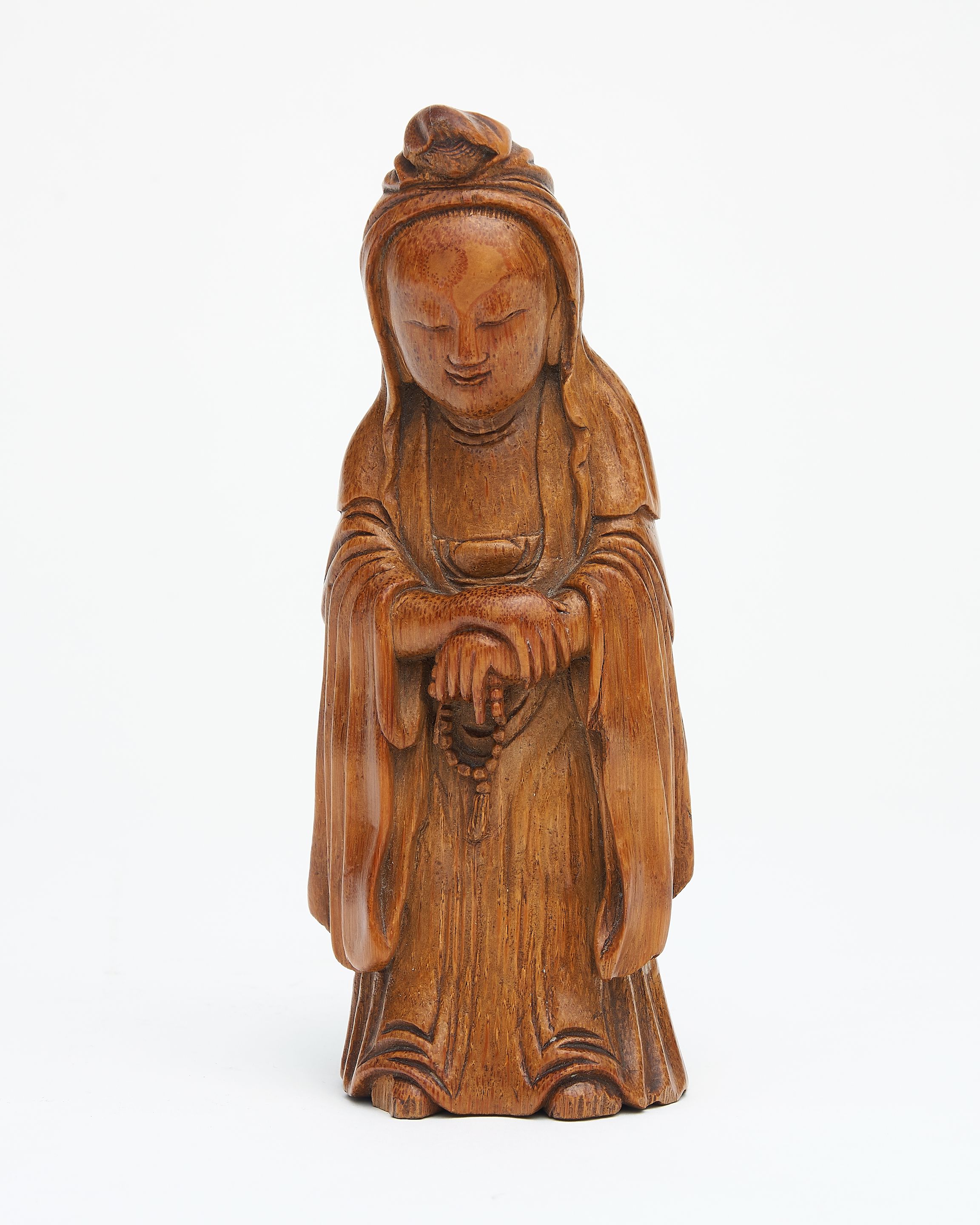 Bonhams : A caved bamboo figure of Guanyin Qing dynasty