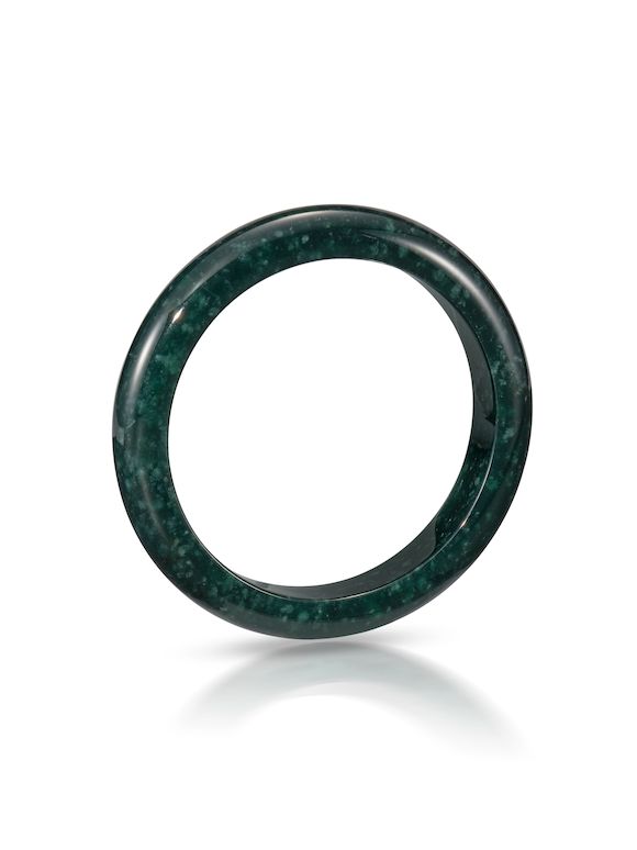 Bonhams : JADEITE BANGLE