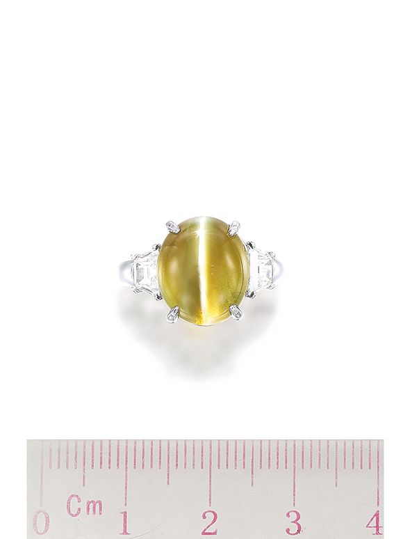 Bonhams : CAT'S EYE CHRYSOBERYL AND DIAMOND RING
