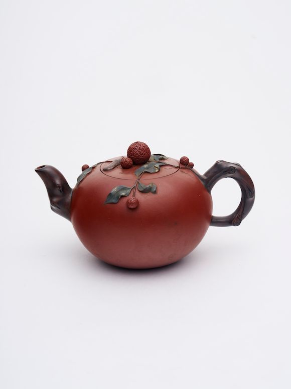 Bonhams : A yixing teapot Attributed to Jiang Rong (1919-2008)