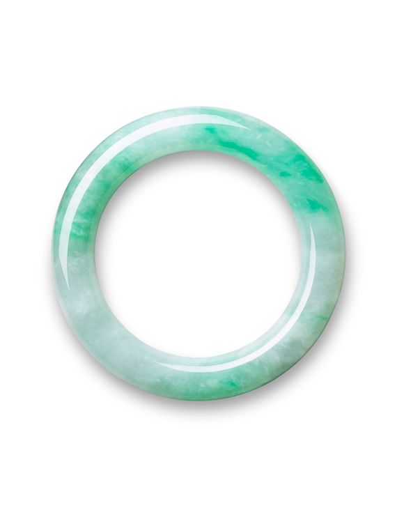 Bonhams : JADEITE BANGLE