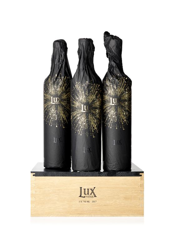 Bonhams : Lux Vitis 2017, Luce (12)