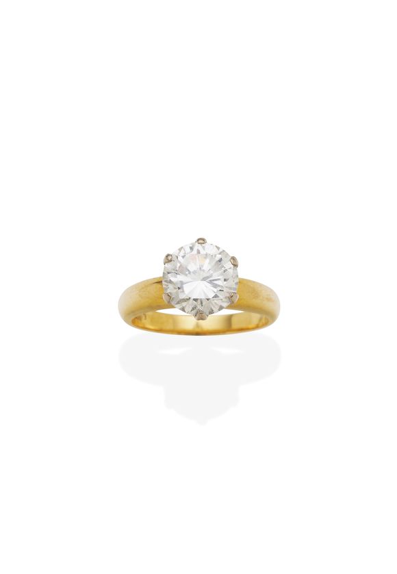 Bonhams : SINGLE STONE DIAMOND RING