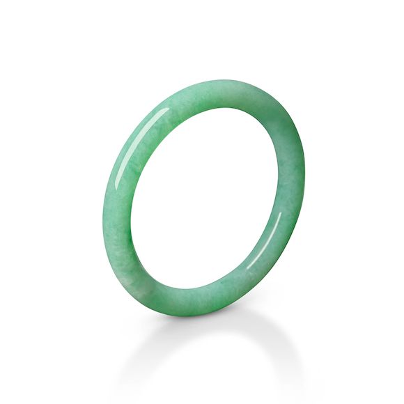 Bonhams : JADEITE BANGLE