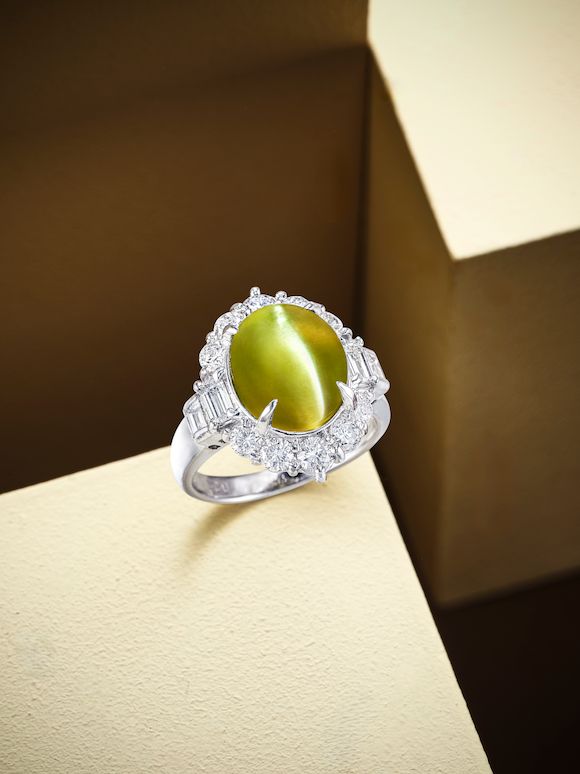 Bonhams : CAT'S EYE CHRYSOBERYL AND DIAMOND RING
